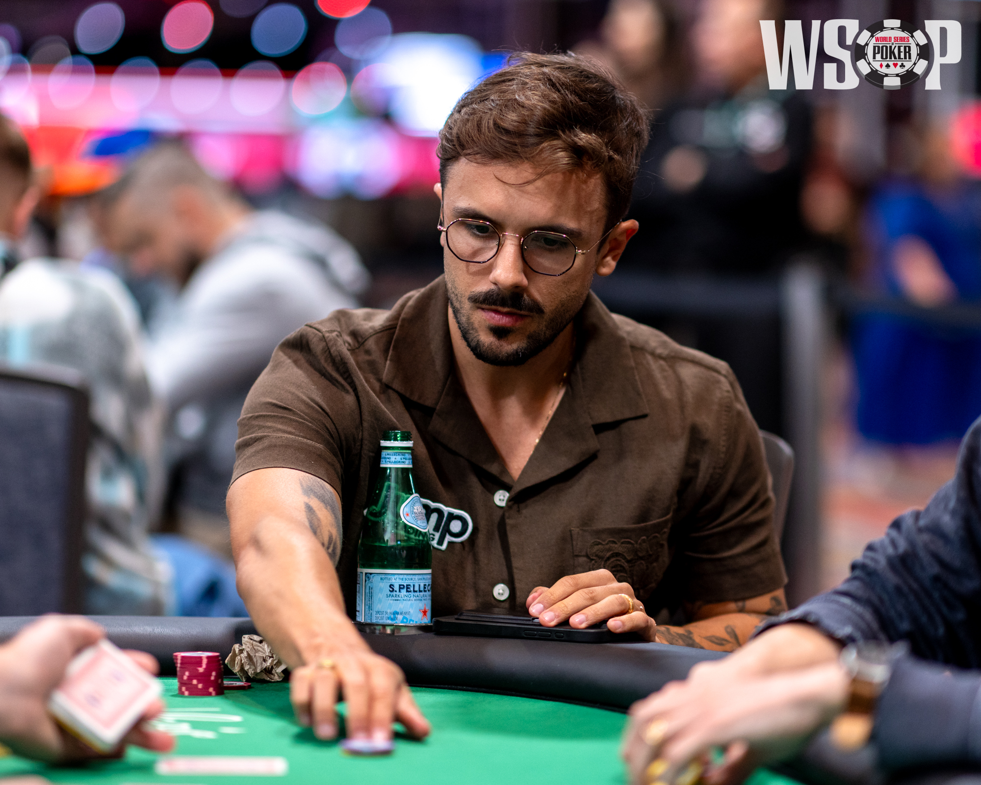 Yuri Dzivielevski avança ao Dia 2 do $1.500 Badugi da WSOP